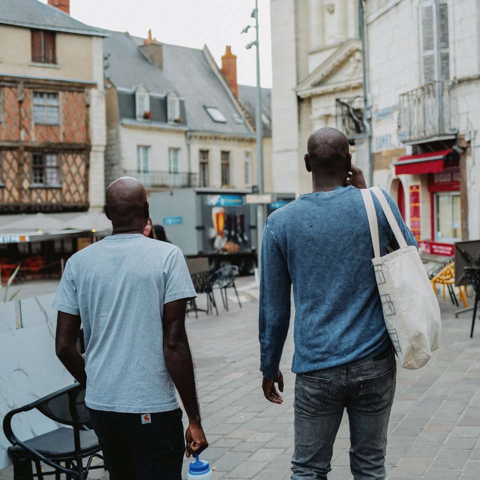 Photo by Arjun Mahanti — Shoeboxᵅ