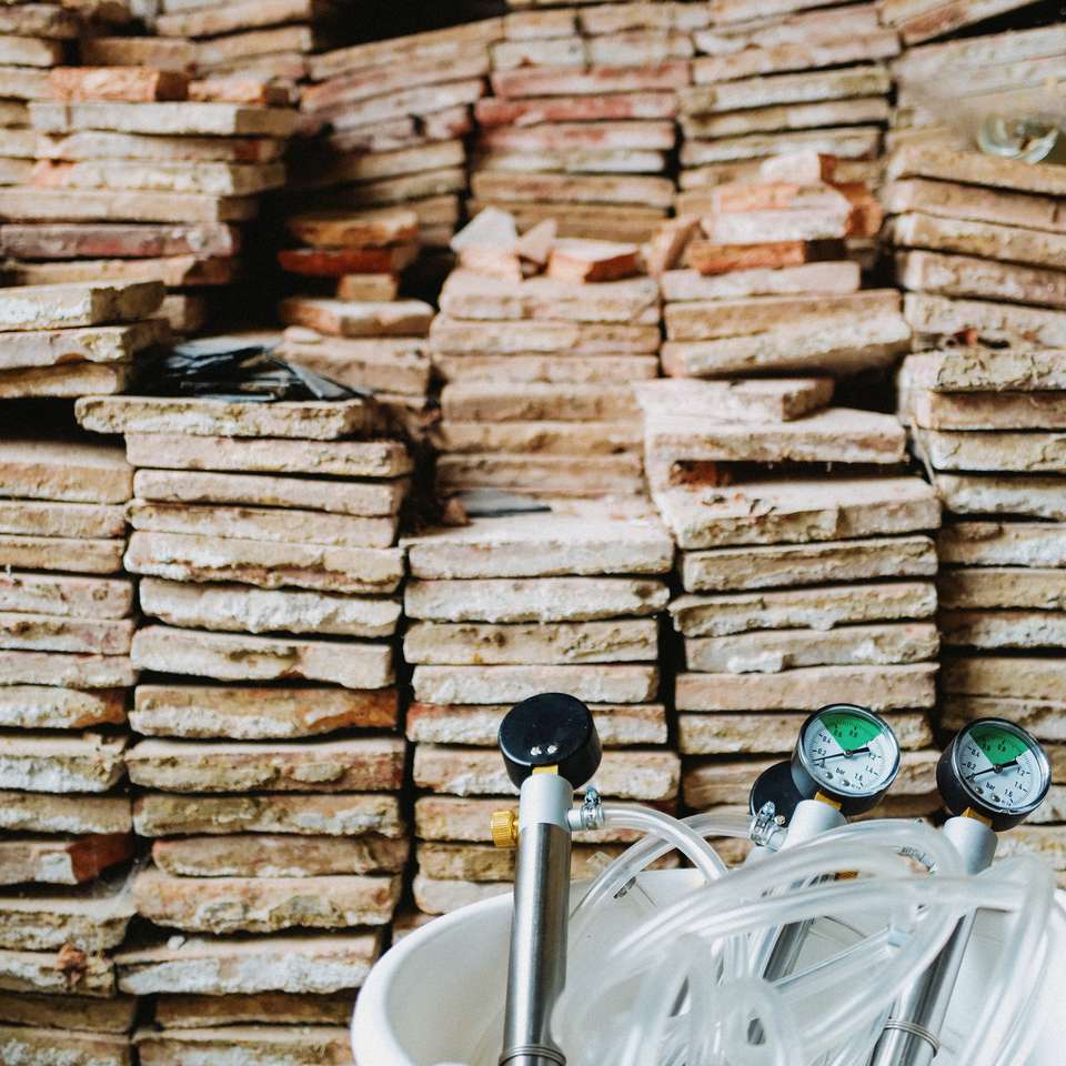 Photo by Arjun Mahanti — Shoeboxᵅ